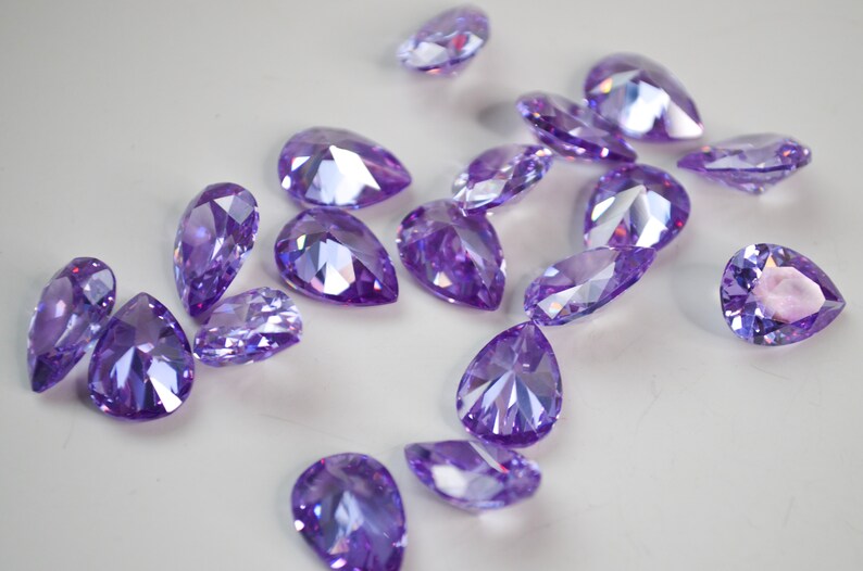 CZ Lavender Cubic Zirconia 10x14, Pearl Shape, Set of 5 Stones, 5A ...