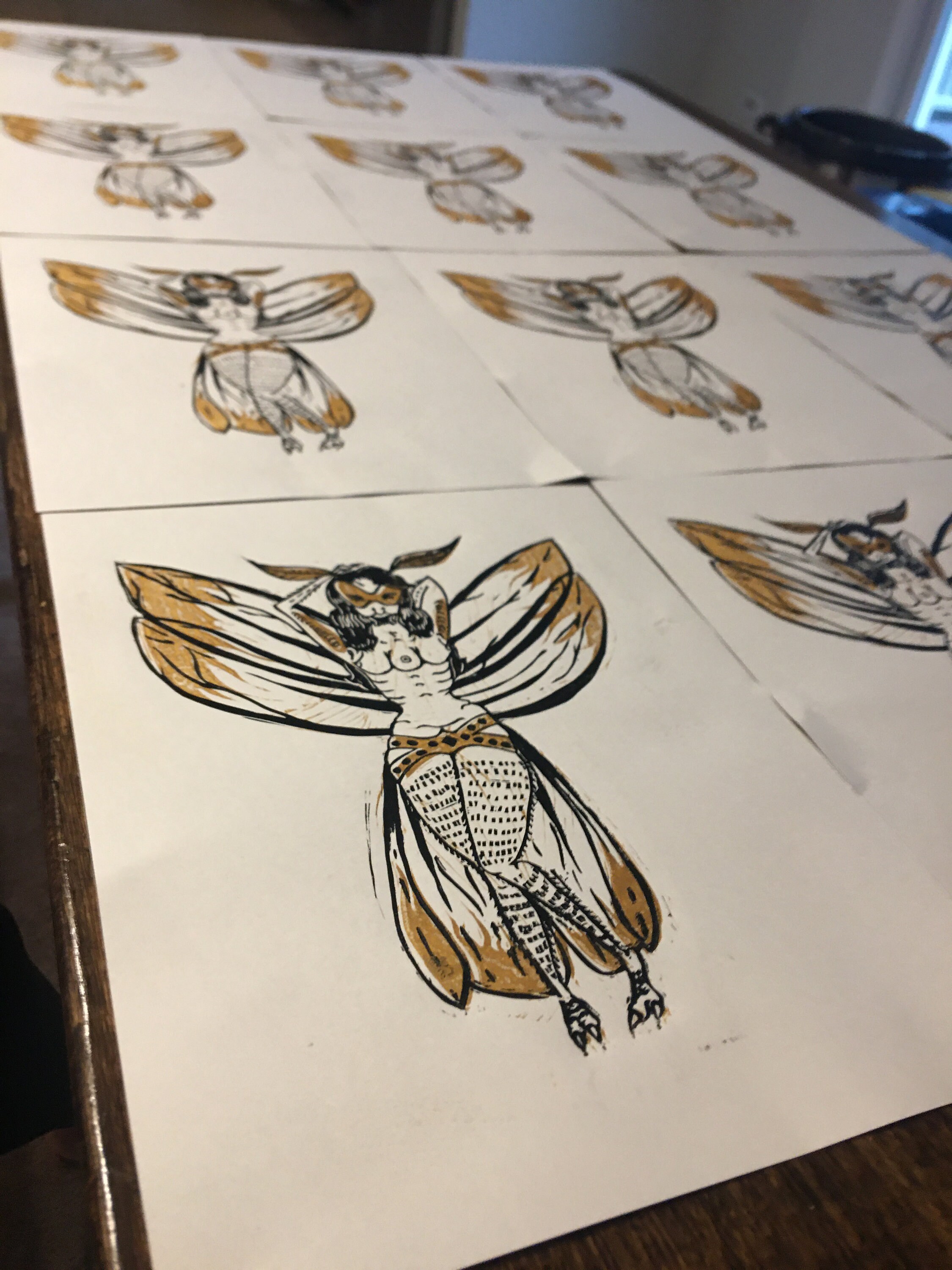 Insectoid Alien Pin-up Print 11x14 - Etsy