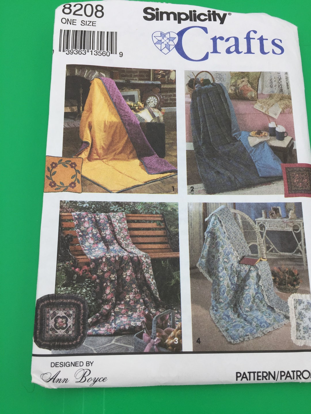 8208 Vintage 1992 Simplicity Crafts Sewing Pattern Pillow in a Quilt ...