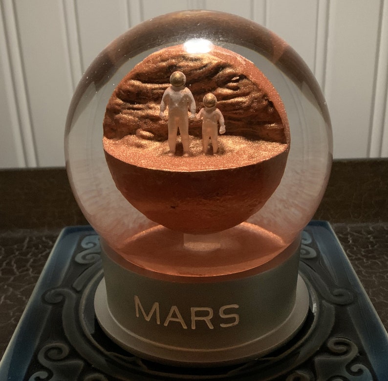 Mars Dust Globe: a Snow Globe With Martian Dust Instead of Snow - Etsy