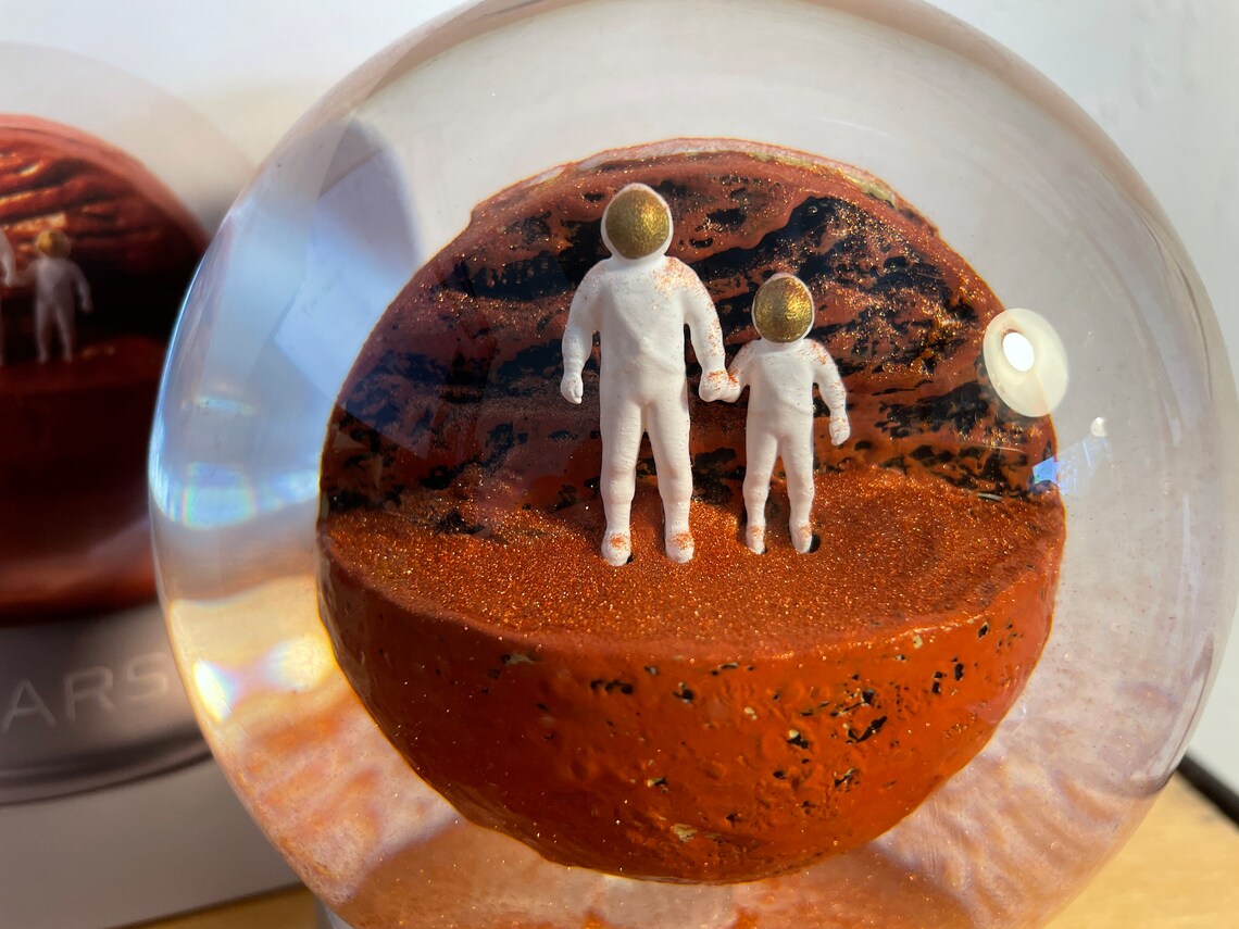 Mars Dust Globe: a Snow Globe With Martian Dust Instead of - Etsy