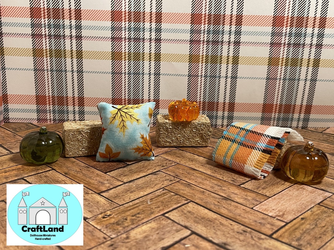 Miniature Dollhouse Hay Bales, Scale 1:12 - Etsy