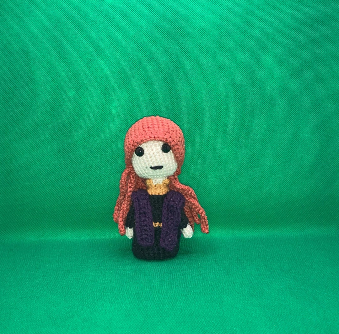 Anna Finger Puppet - Etsy