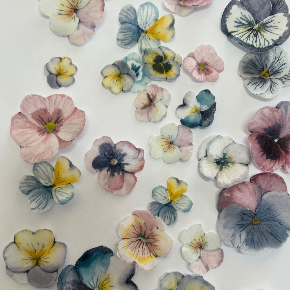 Pre-cut Edible Wafer Pansy Pansies Flowers - Etsy
