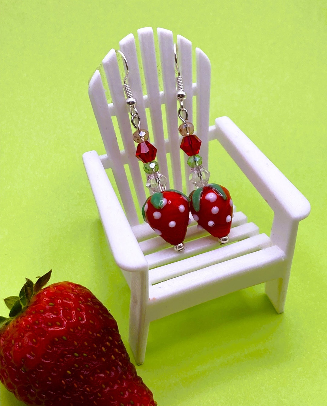 Strawberry Lamp Work Glass Earrings ~adorable Lamp Work Glass ...