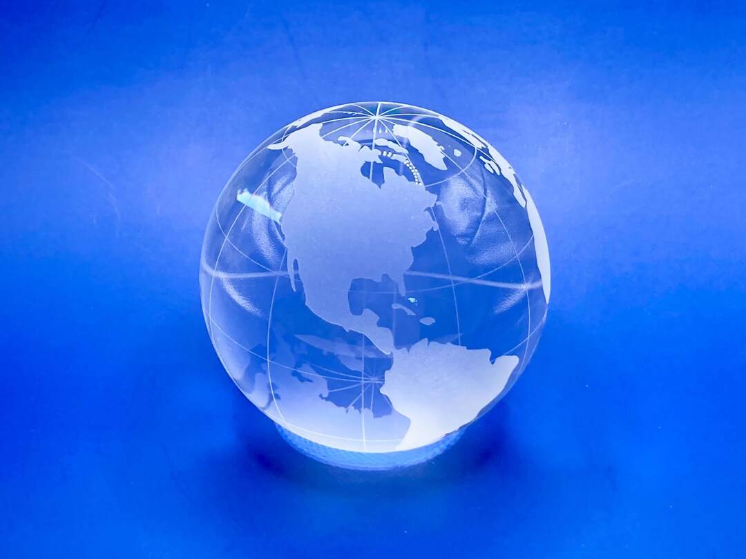 Oleg Cassini Designer "world Globe" Signed, Clear Crystal Paperweight 3 ...