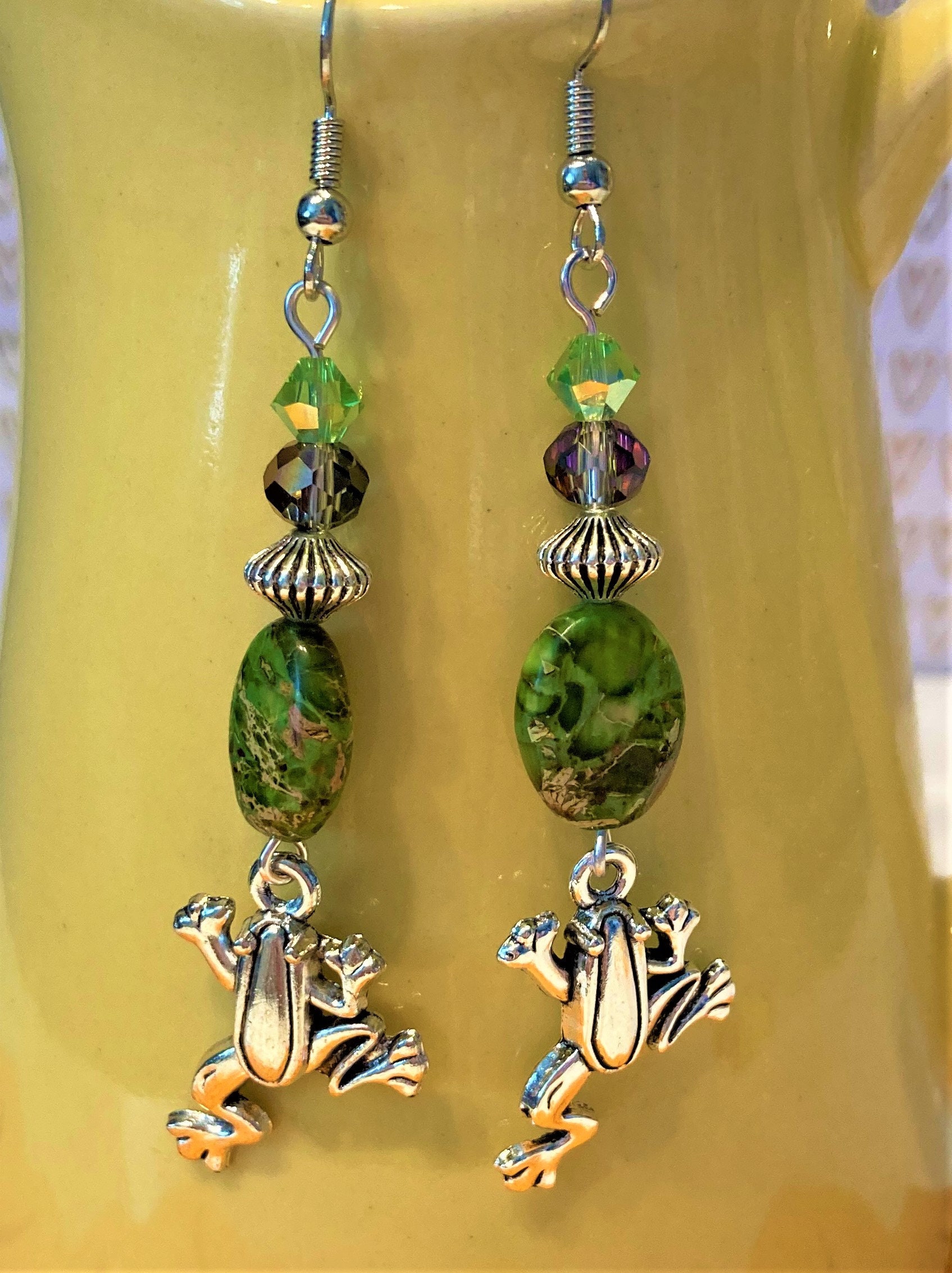 Love These happy Hoppers Frog Earrings Silver - Etsy