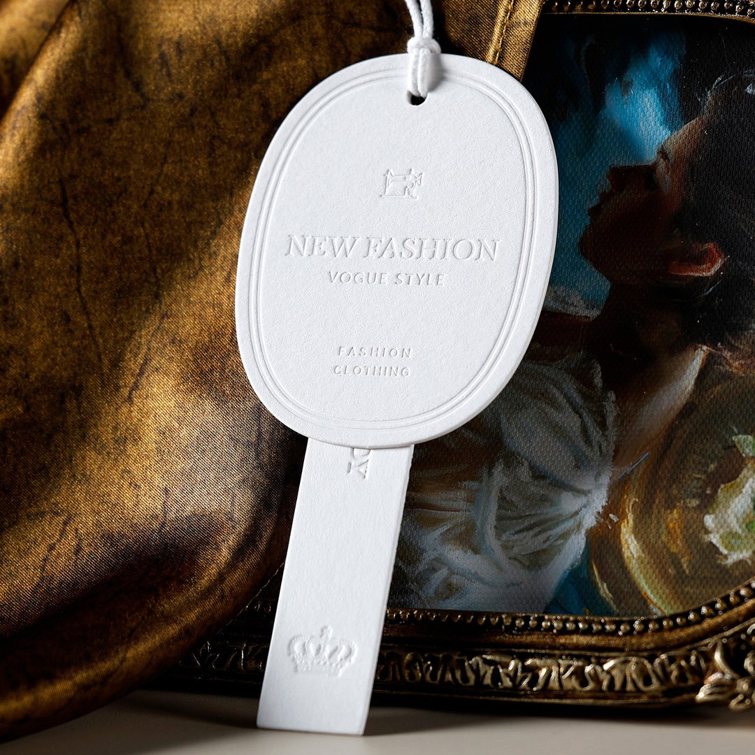 Custom White Clothing Hang Tags Swing Tag Thick Paper Hangtag Oval Hang ...