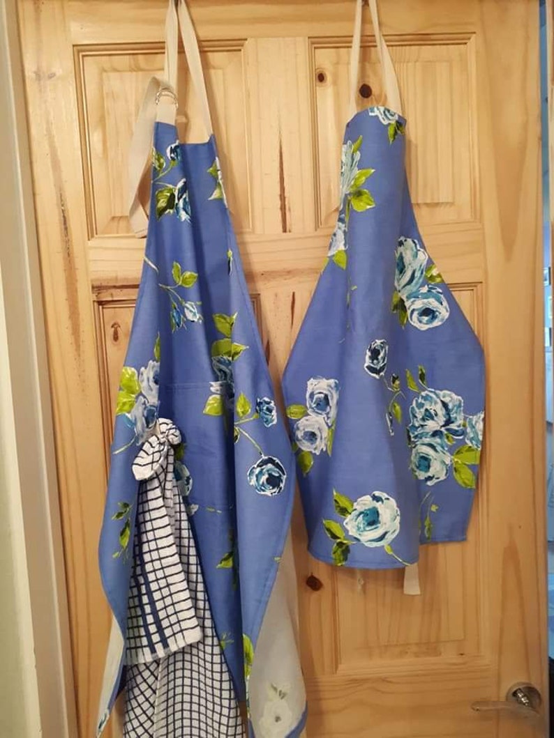 Parent and Child Matching Aprons - Etsy