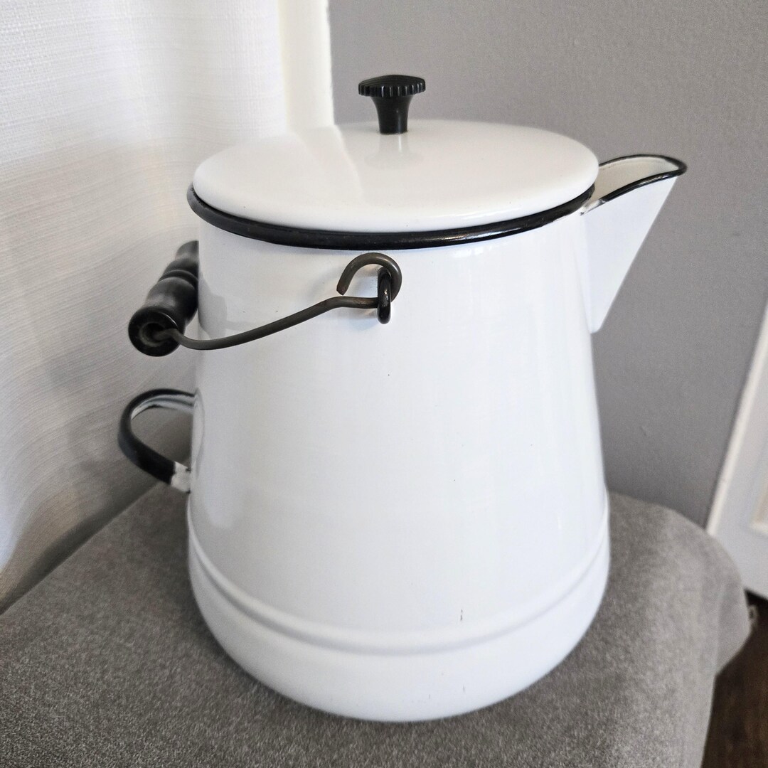 Vintage Enamelware Stove Pot Pitcher Bale Handle 1.5 G Primitive ...