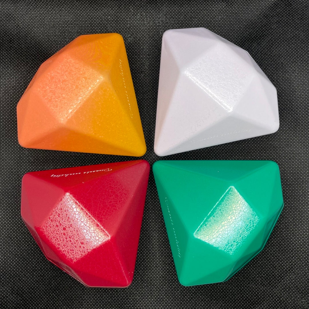 3-D DIAMOND-SHAPED Molded Storage Tin for PADDYWAXX, Etc.. Sturdy Metal ...