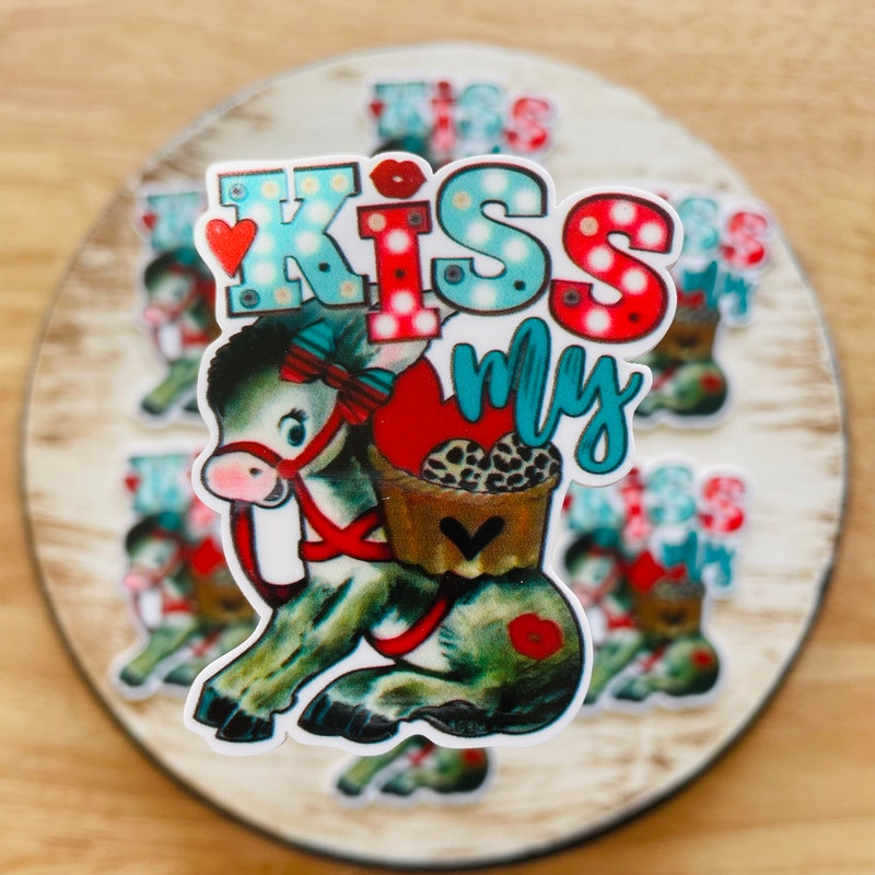 The Kiss Needle Minder - Etsy