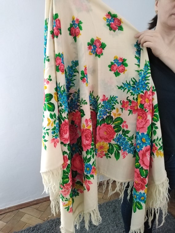 Ancient white shawl, Ukrainian shawl, vintage shawl, … - Gem
