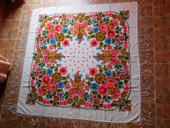 Ancient white shawl, Ukrainian shawl, vintage shawl, … - Gem