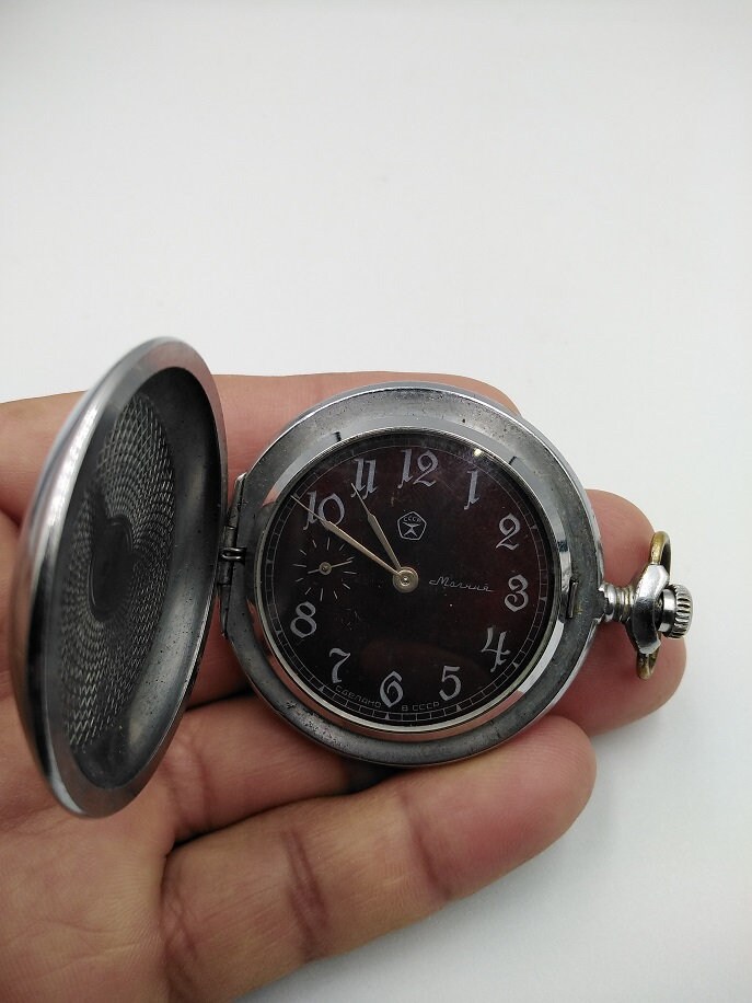 Soviet Pocket Watch Vintsge Pocket Watch USSR MOLNIJA - Etsy