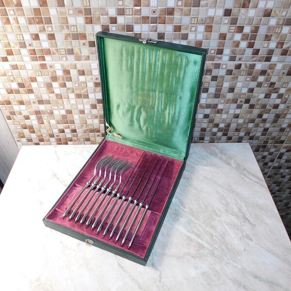 Antique Cannon - Etsy