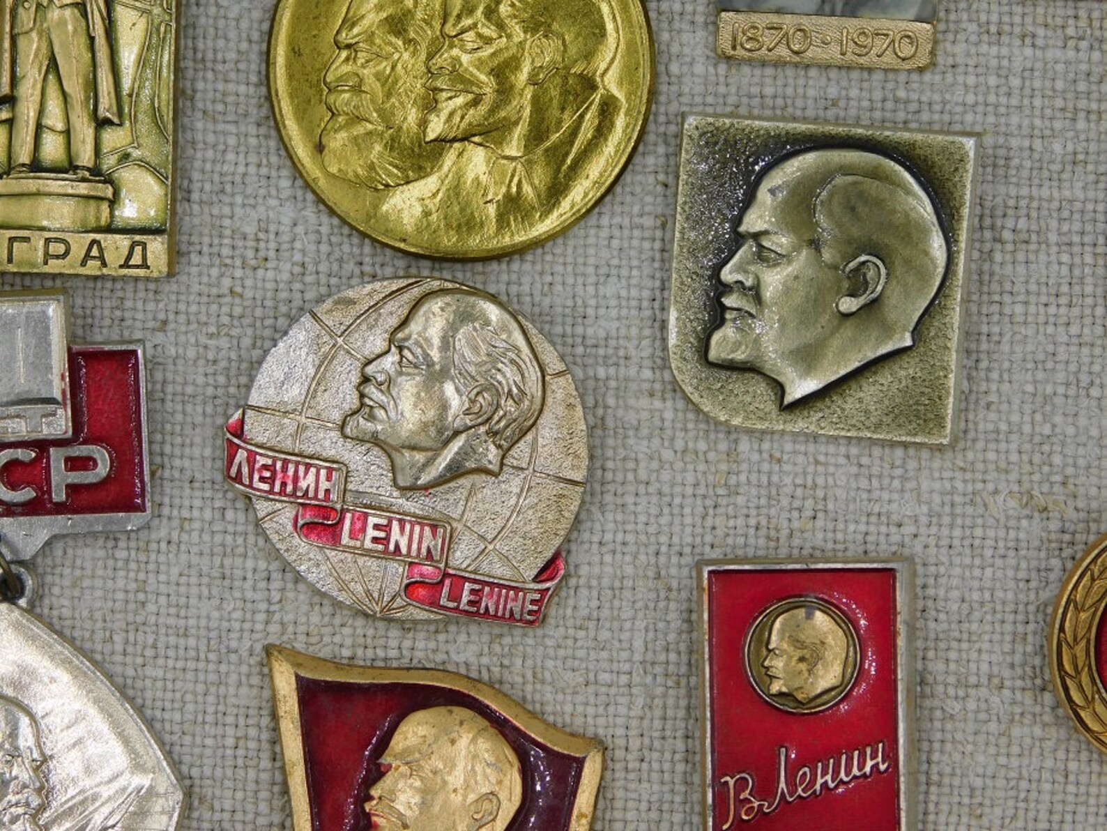 Soviet Badge Vladimir Lenin Jubilee Badge Soviet Vintage - Etsy