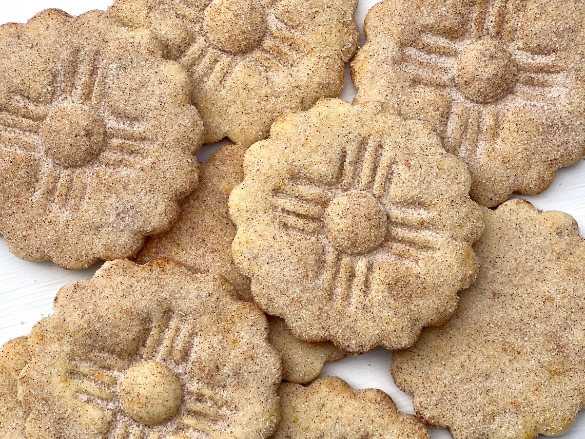 Biscochito Cookie Cutter and Stamp, Scallop With Southwest Zia Symbol ...