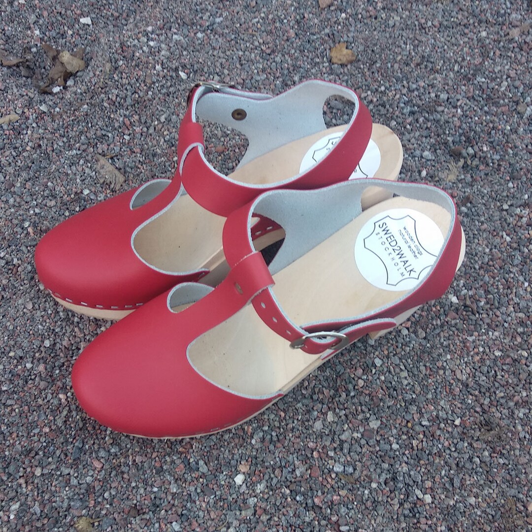 50% OFF Swedish Clogs - LISABETH Suede Red - Sandals Moccasins Wooden ...
