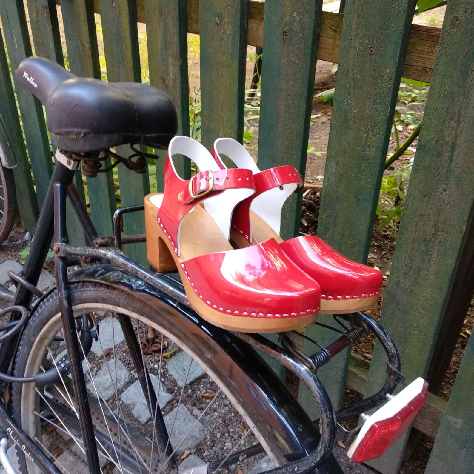 Swedish Clogs - ESTELLE Red - Sandals Moccasins Wooden Women ...
