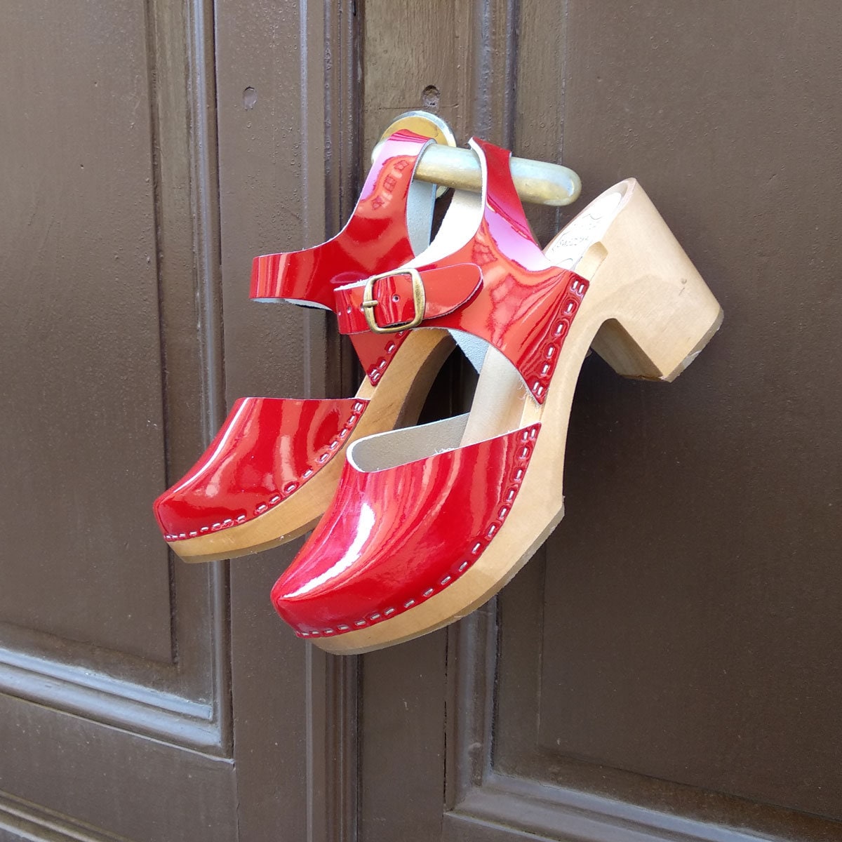 Swedish Clogs - ESTELLE Red - Sandals Moccasins Wooden Women ...