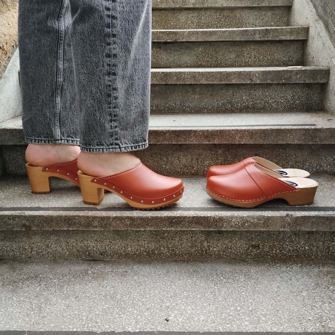VEGAN Swedish Clogs Brown JULIA - Sandals Moccasins Wooden Women Vegan ...