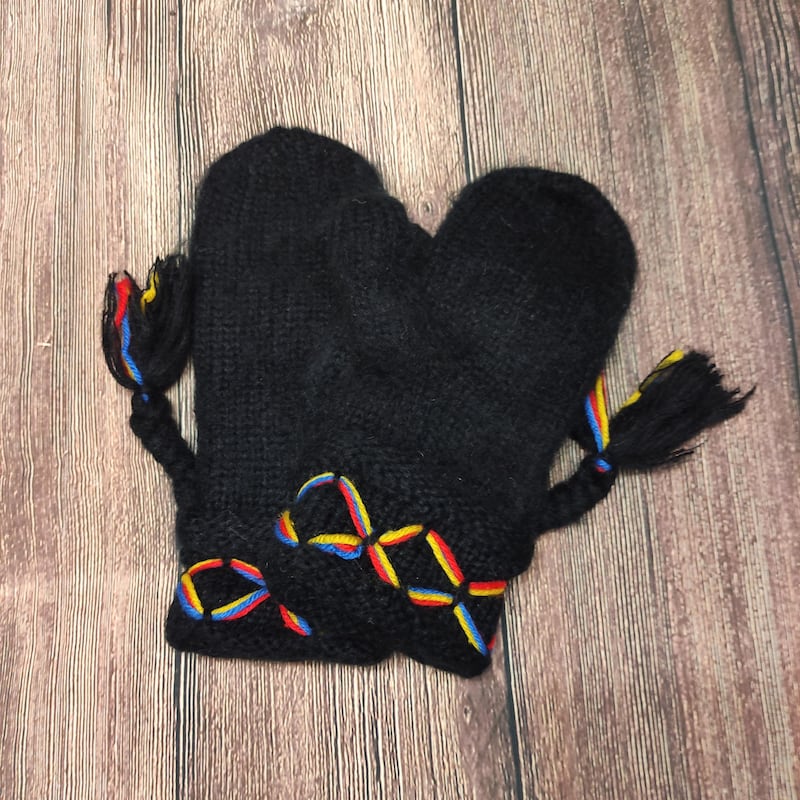 Scandinavian Mittens - Etsy