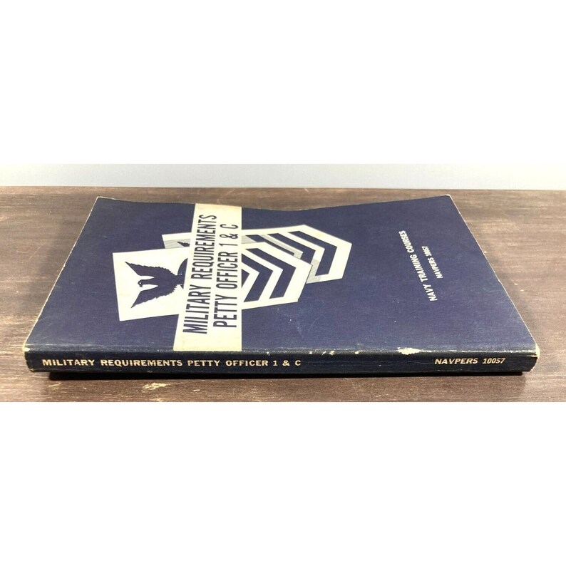 Vintage 1958 US Navy Military Requirement PETTY OFFICER 1 & C Book ...