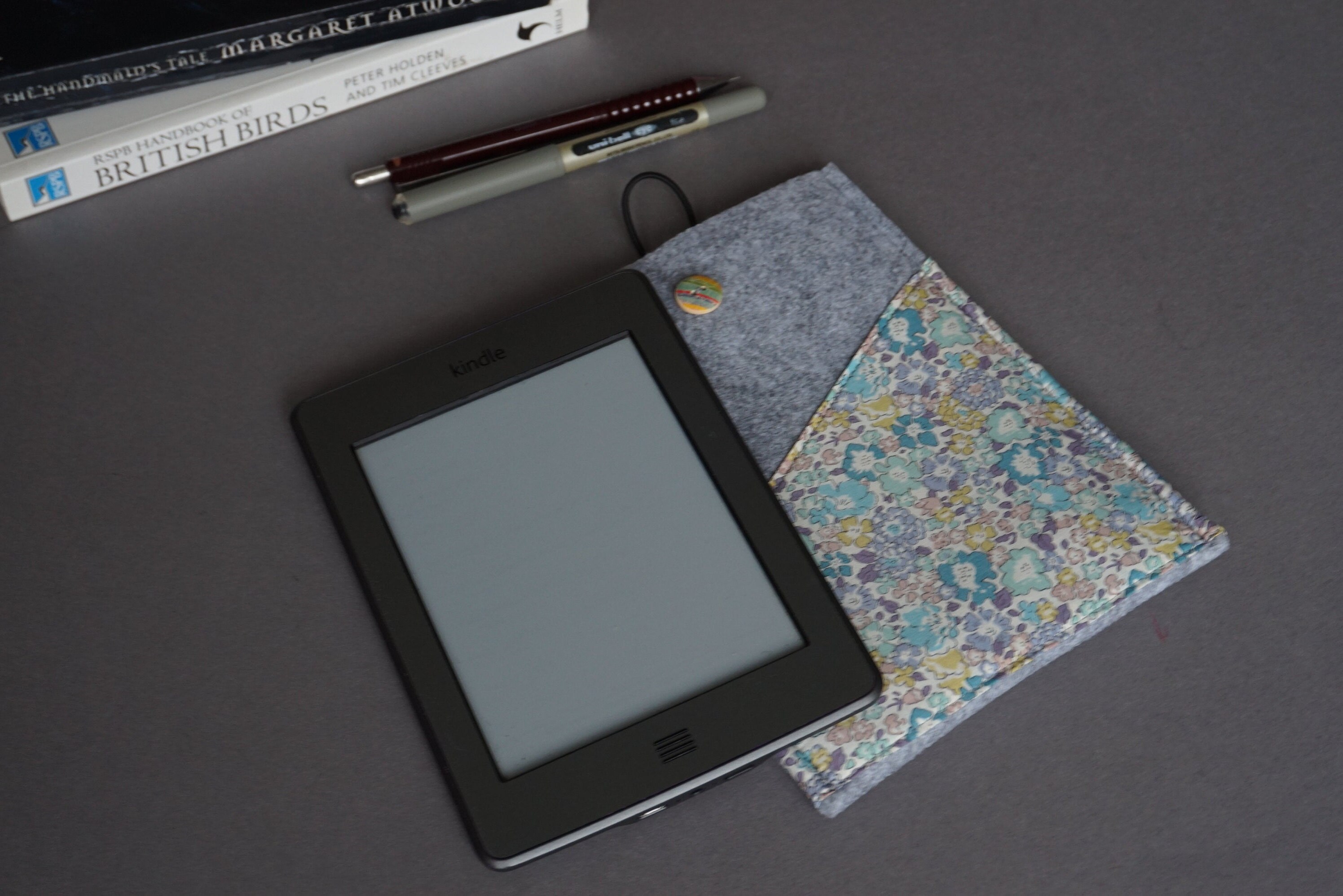 Felt Kindle Case Light Grey Kindle Sleeve Felt and Red | Etsy