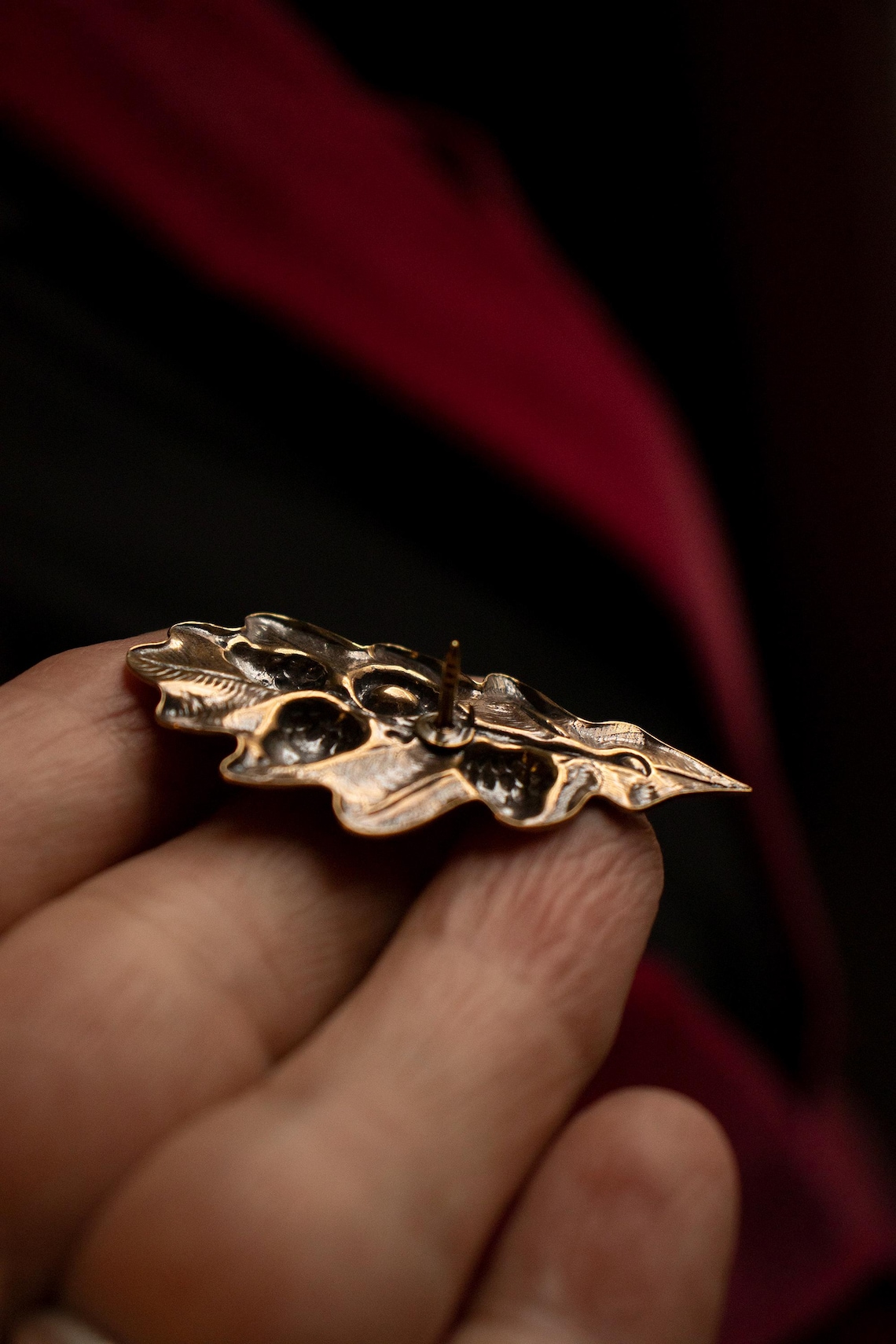 Oak Leaf & Acorn Pin: Botanical Brooch, Solid Brass - Etsy