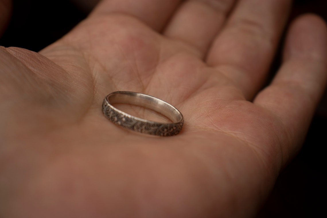Feathery Fern Band/fern Ring/fern Band/feather Band/feather - Etsy