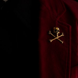 Skull Pin/skull Brooch/skull and Crossbones Pin/skull and Crossbones ...