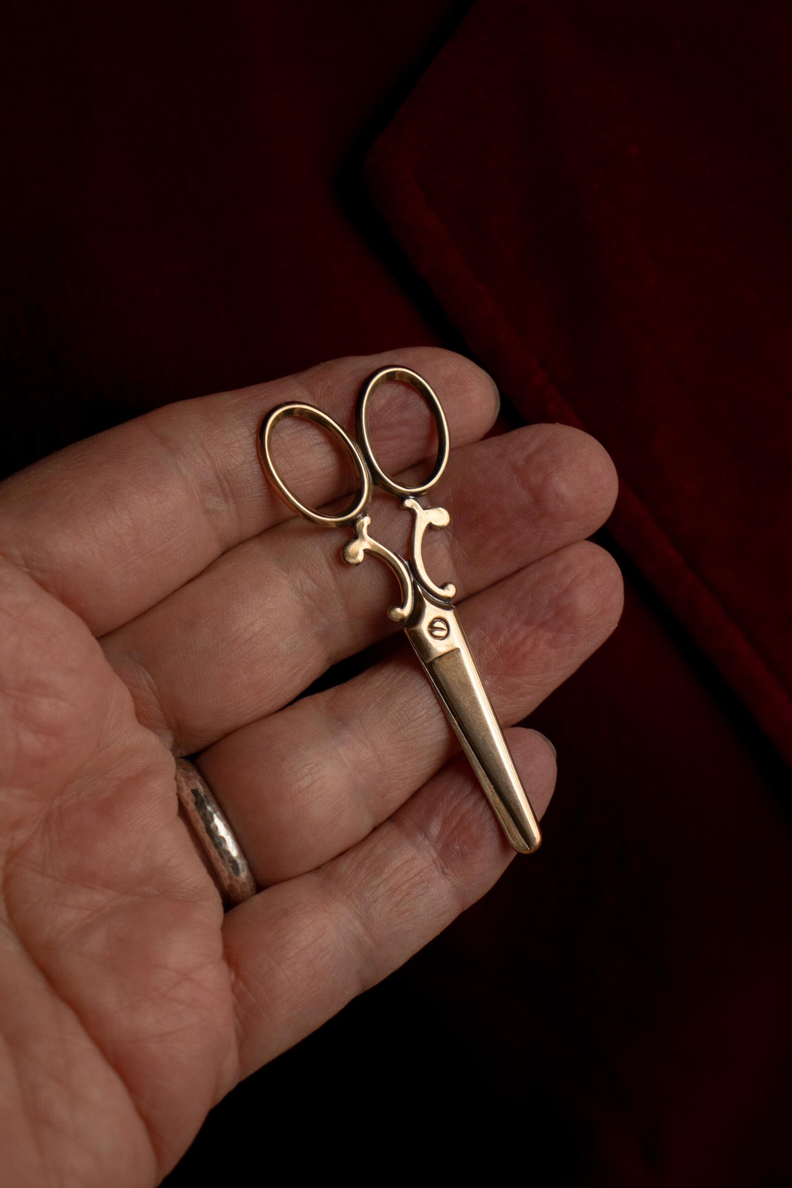 Scissors Pin: Solid Brass, Victorian Style Craft Person Brooch - Etsy