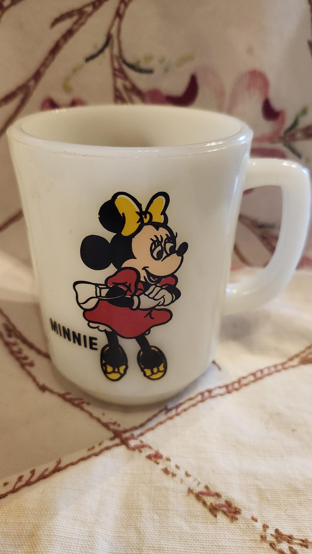 Minnie Mouse Vintage Milk Glass Anchor Hocking Mug - Etsy