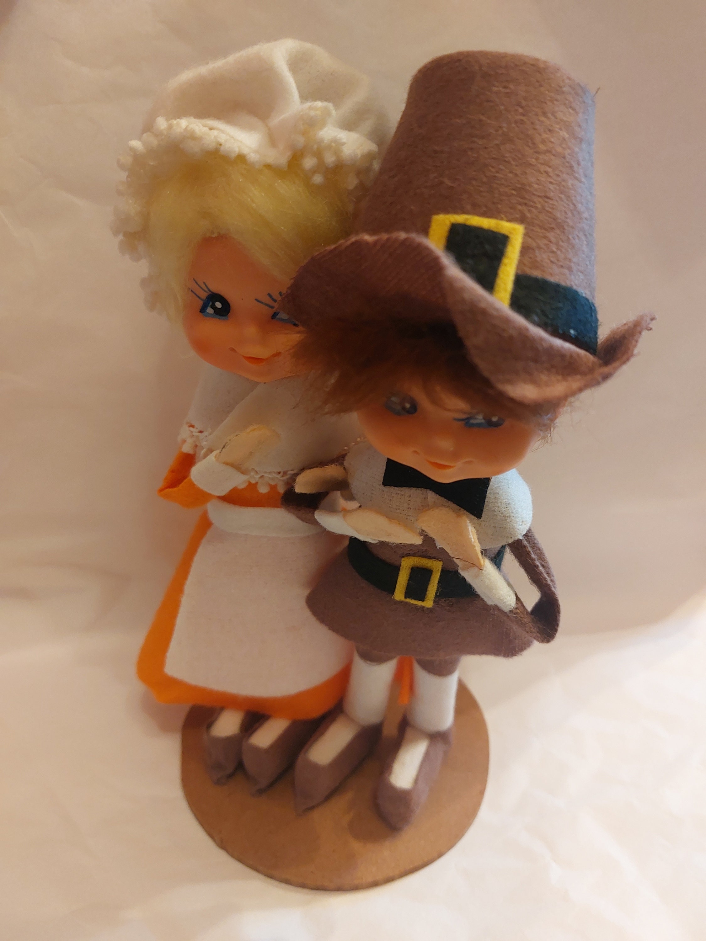 Vintage Pilgram Pair - Etsy