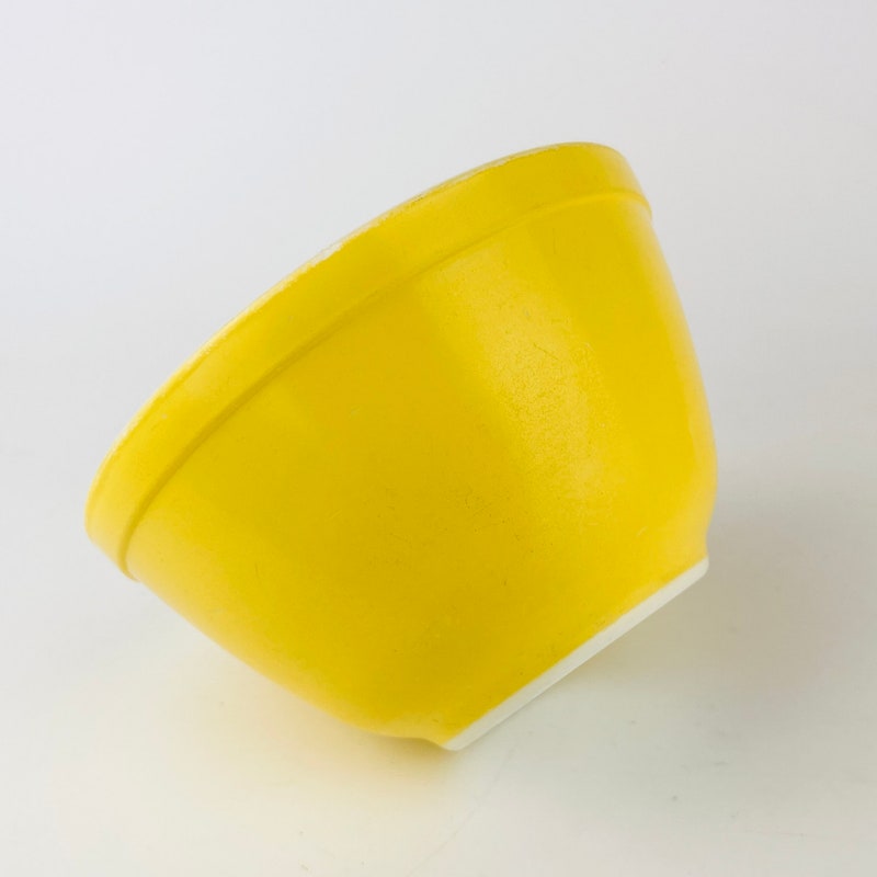 Pyrex Vintage Mixing Bowls - Etsy