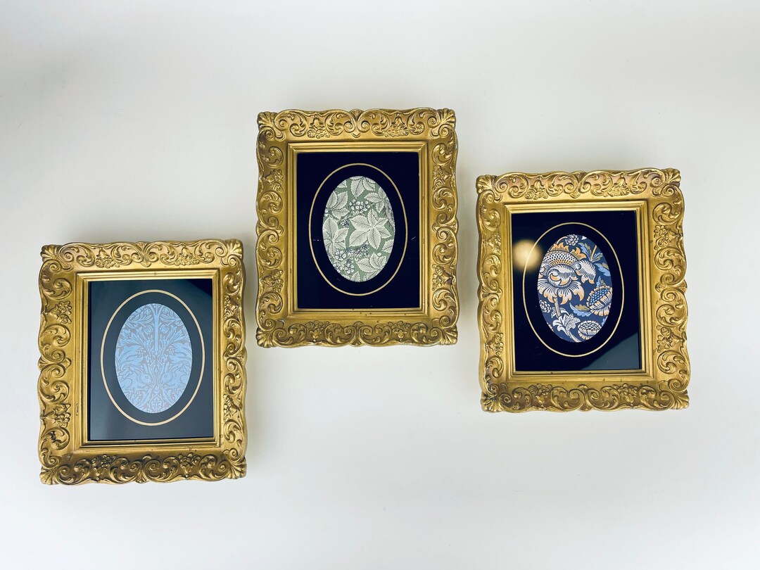 Vintage Ornate Gold Oval Inset Picture Frames Wall Mountable Made in ...