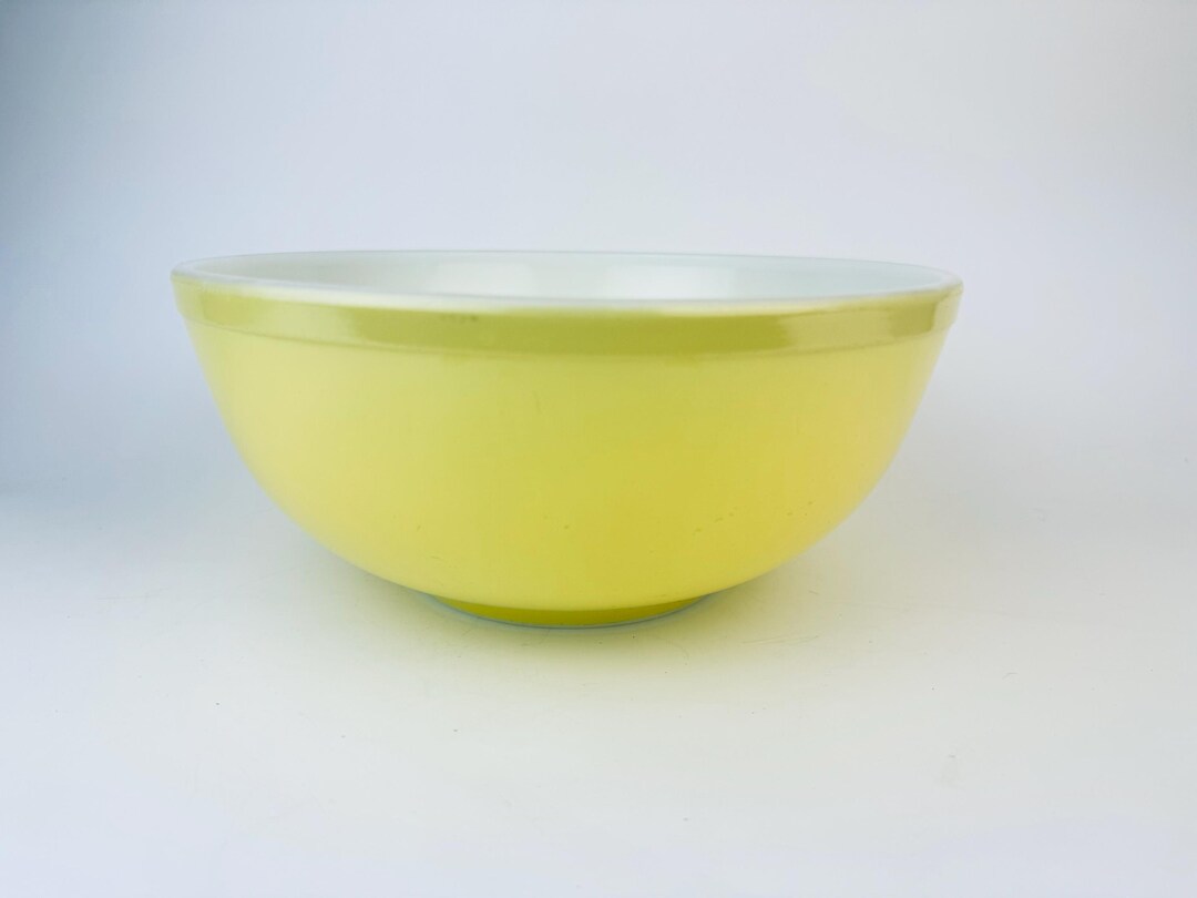 Vintage Pyrex Primary Colour Yellow Mixing Bowl - Original Colour Bowl ...