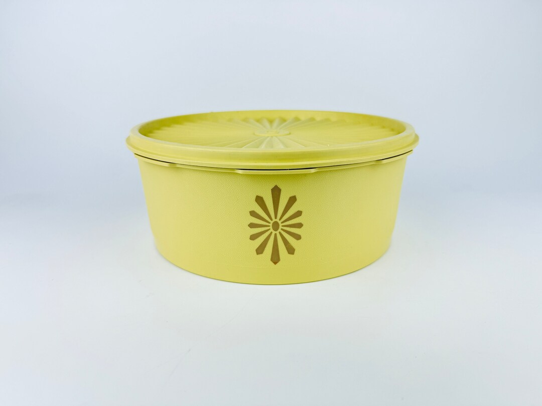 Vintage Yellow ‘starburst’ Design Plastic Tupperware Stackable ...
