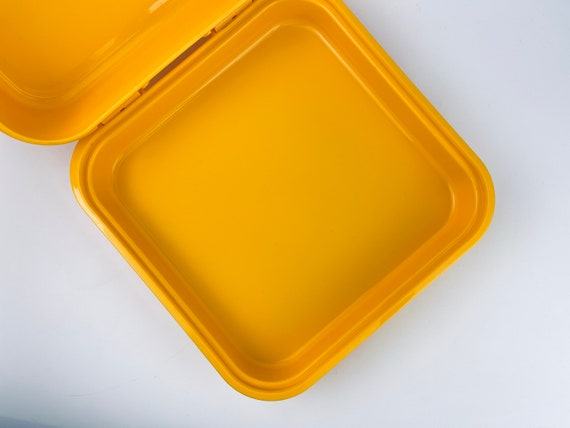 Vintage Yellow 'Tupperware' Plastic Lunch Box - Made … - Gem