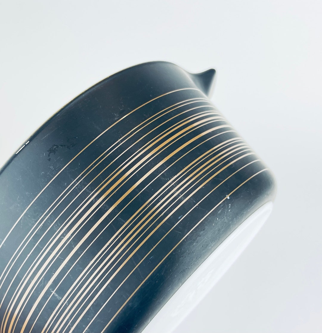 Vintage Terra Pyrex Black Gold Striped Milk Glass Cinderella Bowl 474-B ...