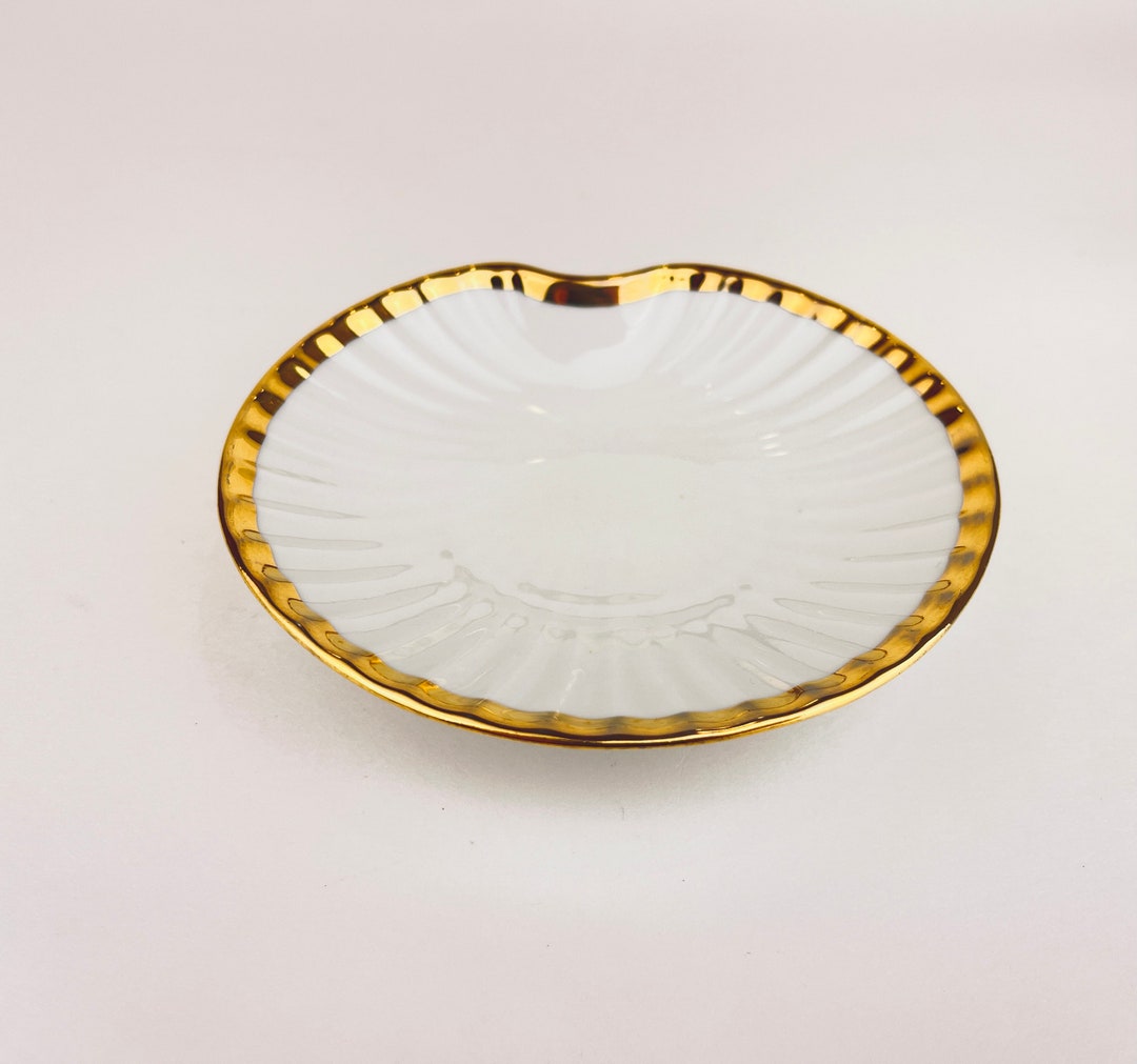 Vintage Shell Gold Rimmed Edge Ring Dish Genuine Bavarian Porcelain ...