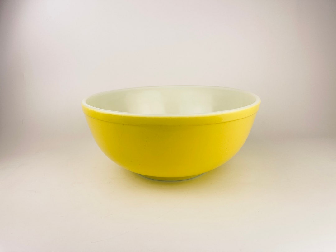 Vintage Pyrex Primary Colour Yellow Mixing Bowl Original Colour Bowl ...