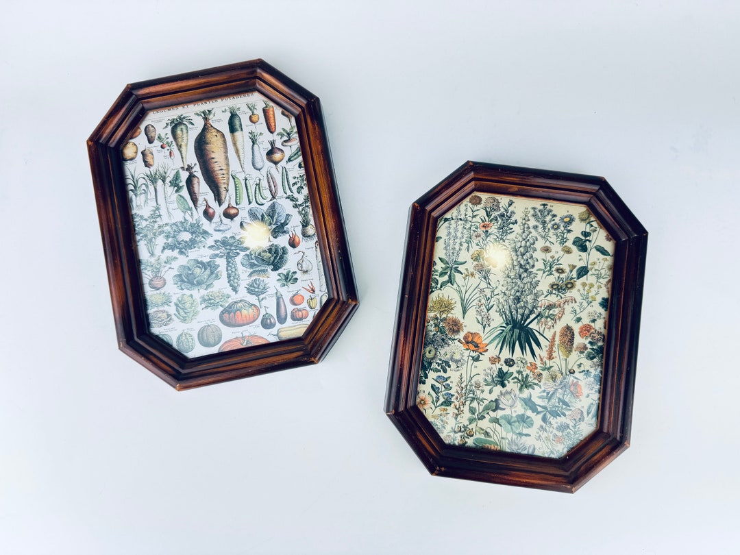 Vintage Faux Wood Plastic Frame Set Set of Two 2 Wall Mountable Made in ...