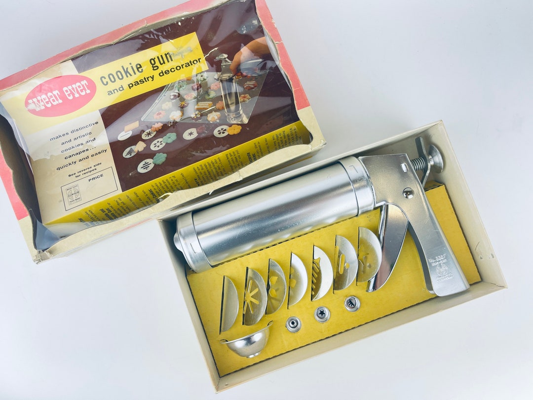 Vintage 'wear Ever' Cookie/biscuits Gun & Pastry Decorator (no. 3367 ...