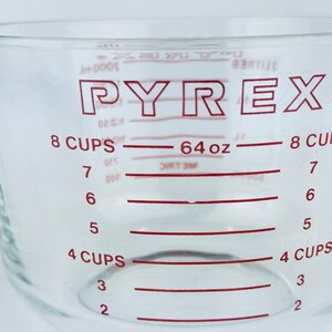 Vintage Red 'PYREX' Glass Measuring Cup 565 8 Cups/2 Litre Metric ...