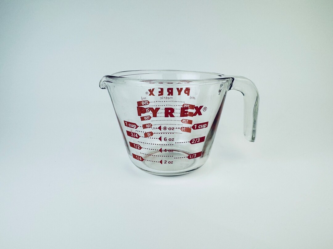 Vintage 'PYREX' Glass Measuring Cup (1 Cup/0.25 Litre) - Metric ...
