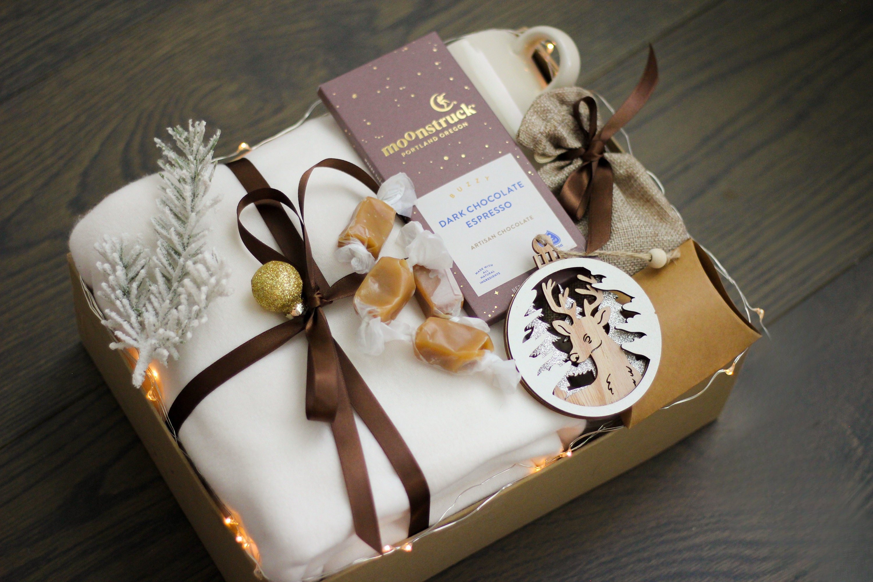 Cozy Gift Basket, Hygge Gift, Gift Box for Women, Holiday Gift Box ...