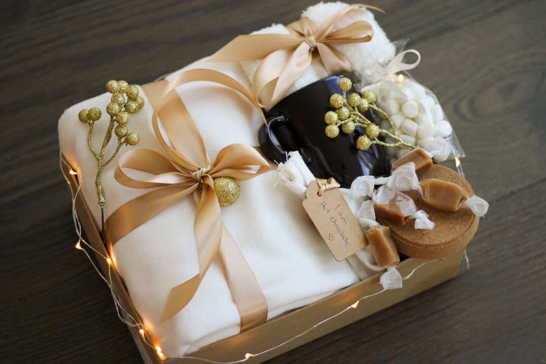 Cozy Gift Box for Women, New Years Gift Basket, Christmas Gift Basket ...