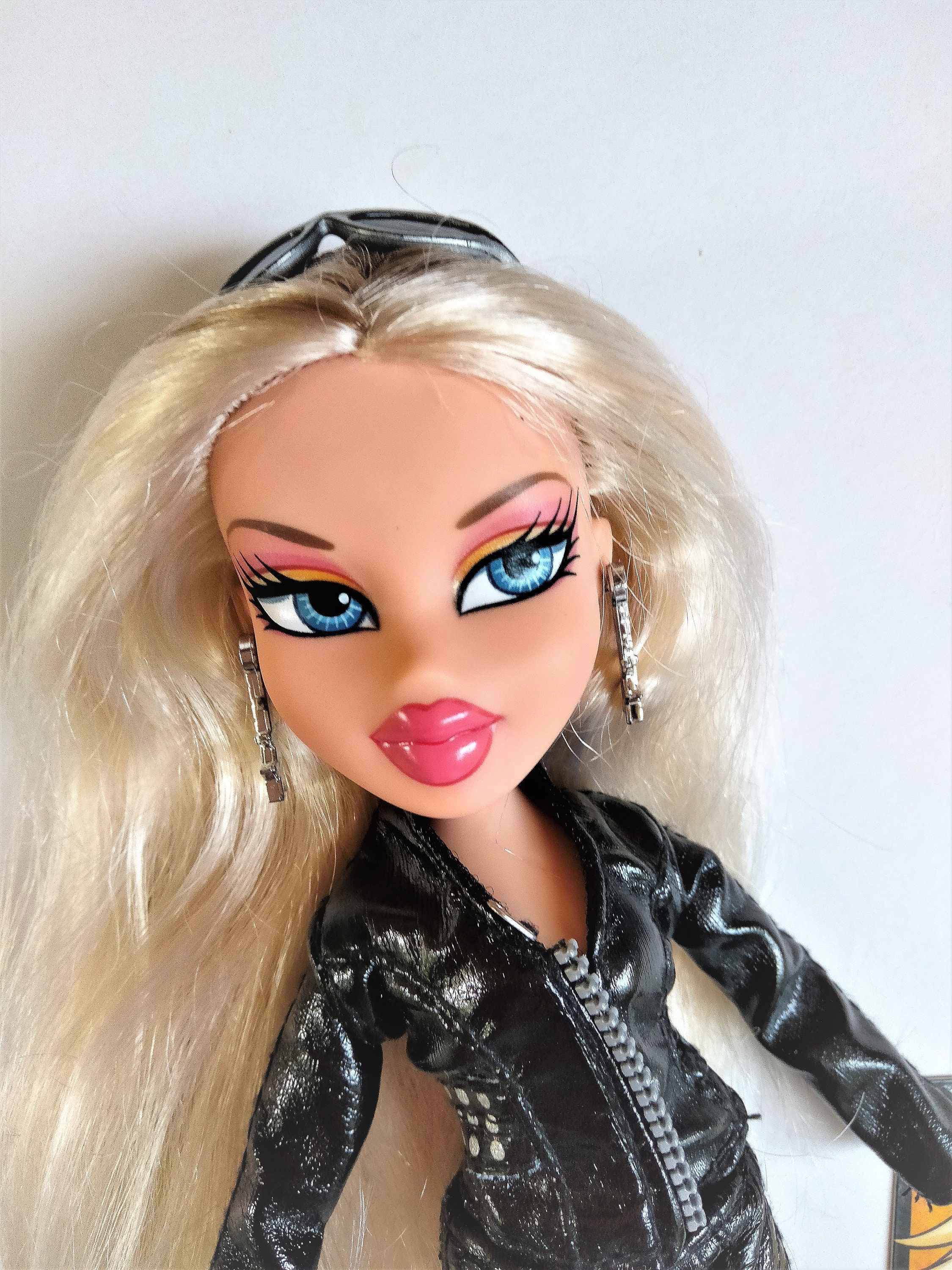 Art Dolls Dolls & Miniatures Child Bratz Doll for collection repaint ...